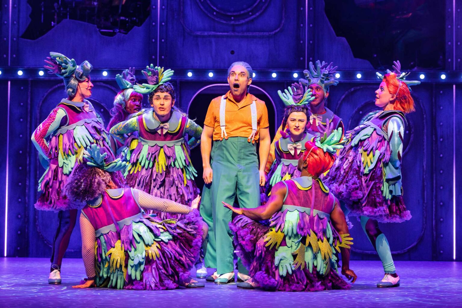 We go Squidward with Gareth Gates to Chat About The SpongeBob Musical